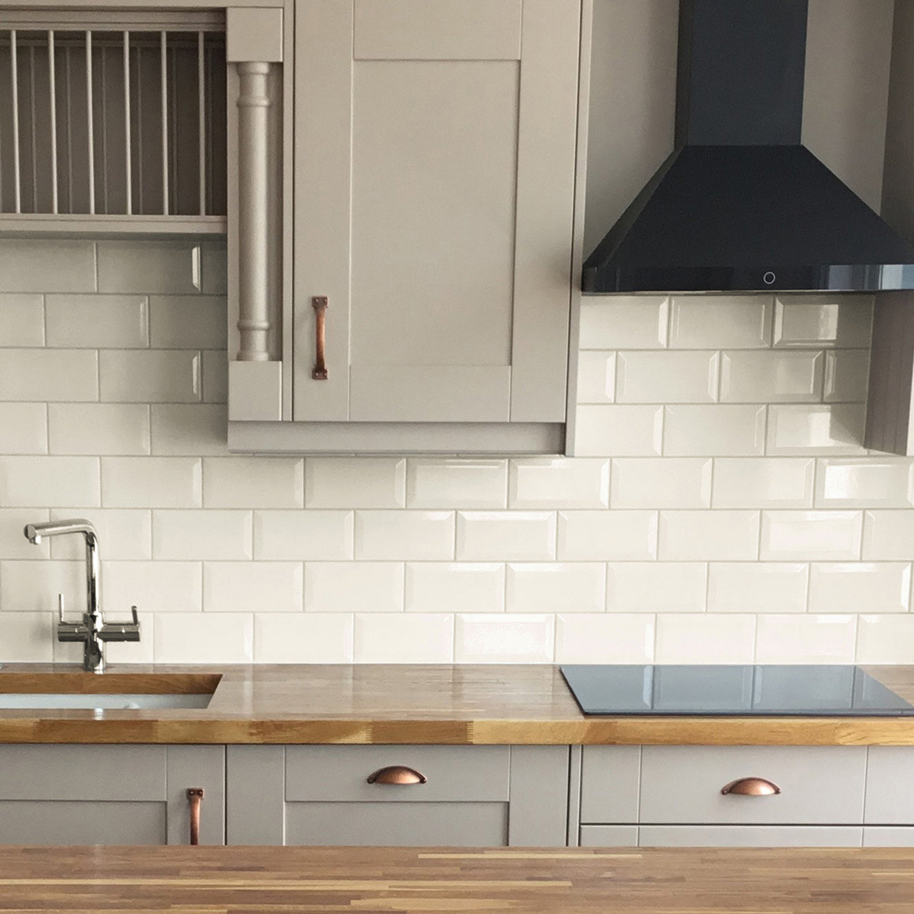 Prismatic Cream Ceramic Gloss Bevelled 10x20cm London Subway Metro ...